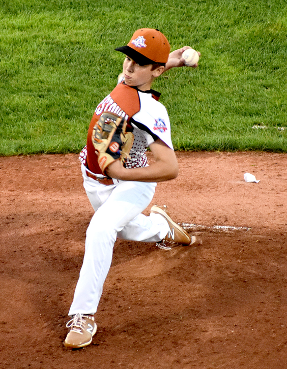 Putney’s pitching, timely hitting lead Krusaders to 8-2 victory ...